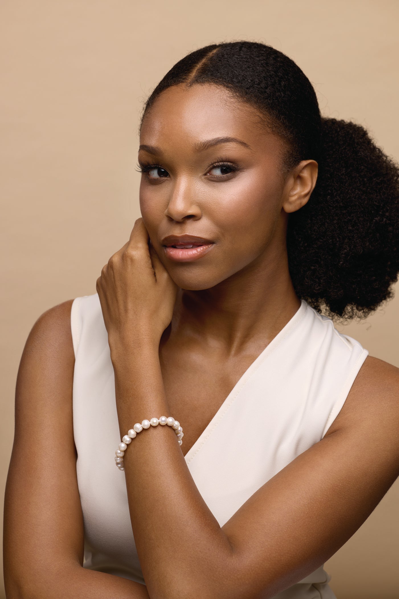 Pearl Jewelry Trend 2026: Why Pearls Are Back & How to Style Them ...